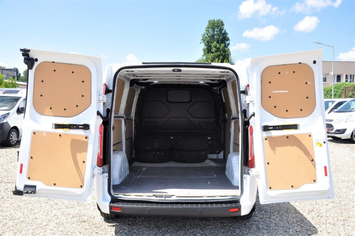 Ford Transit Custom Van L2H1 - 2018 - Levis Automobile