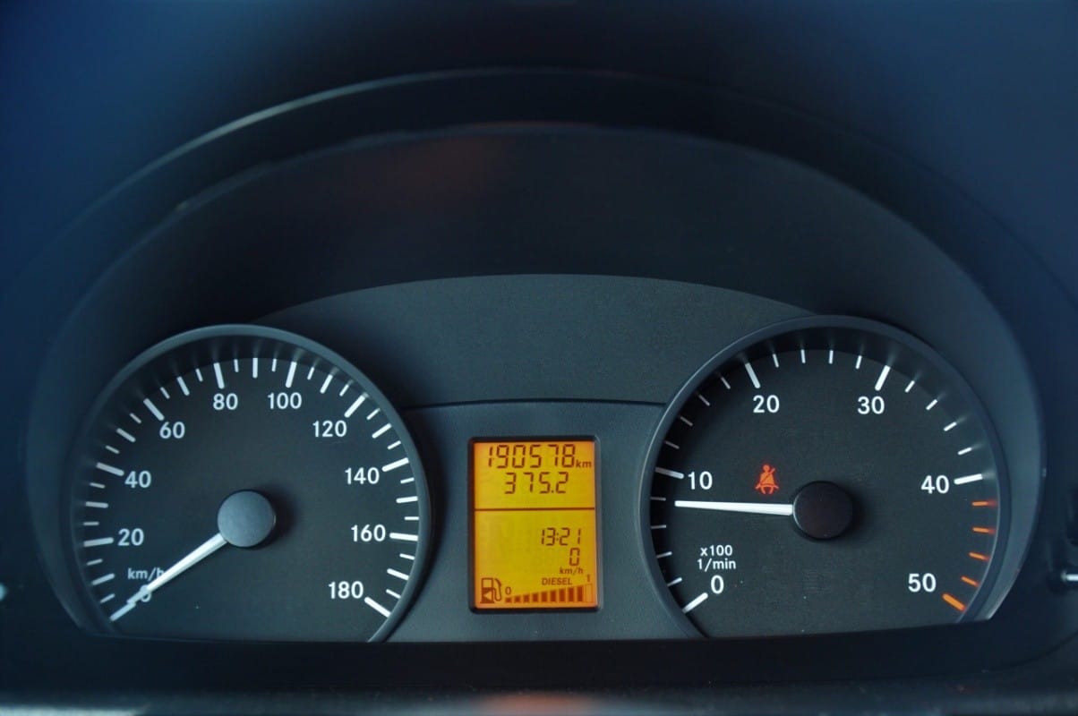 Mercedes-Benz Sprinter Van L4 - Levis Automobile