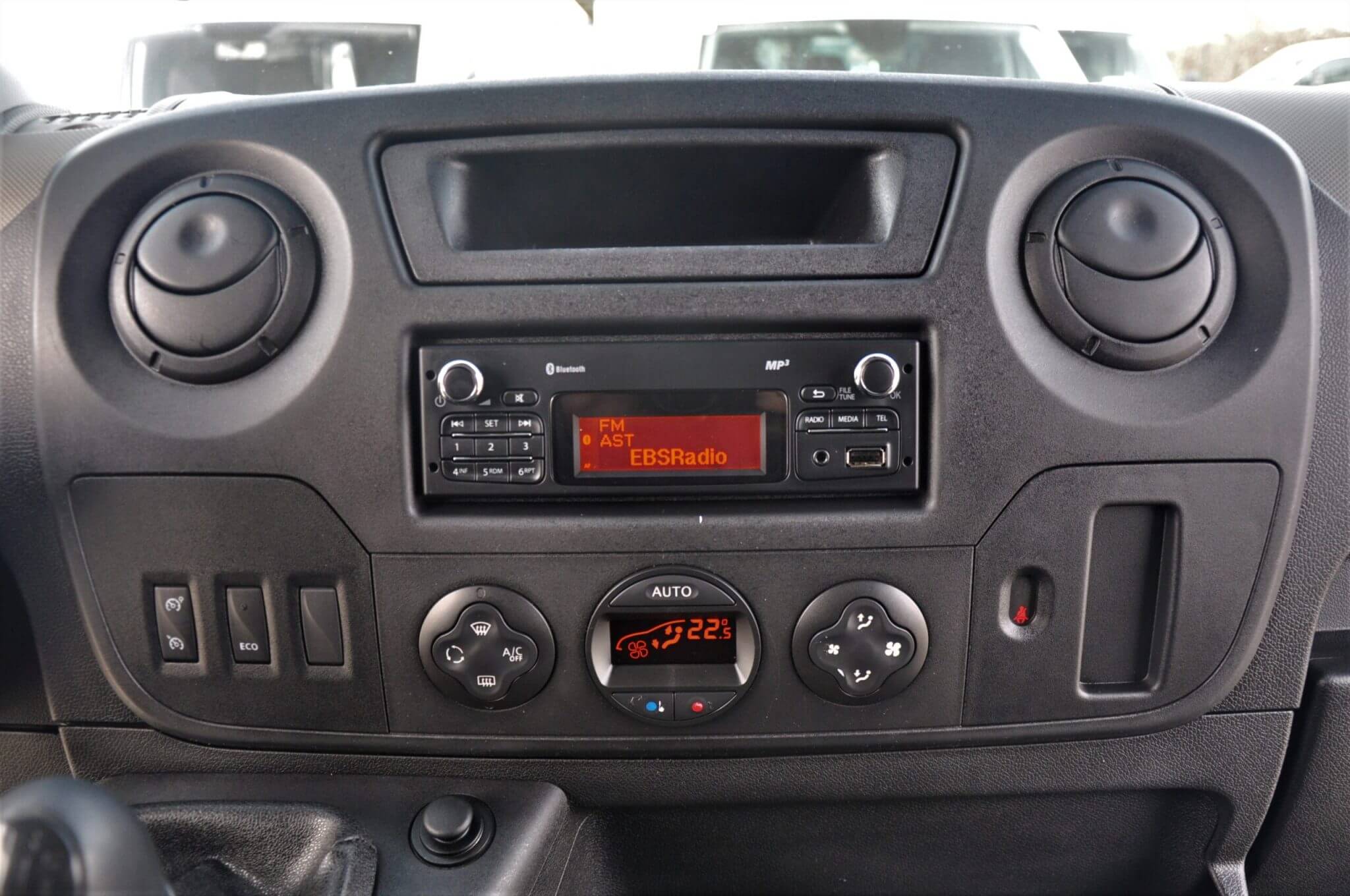 Autoutilitare Rulate cu Garanție | Levis Automobile