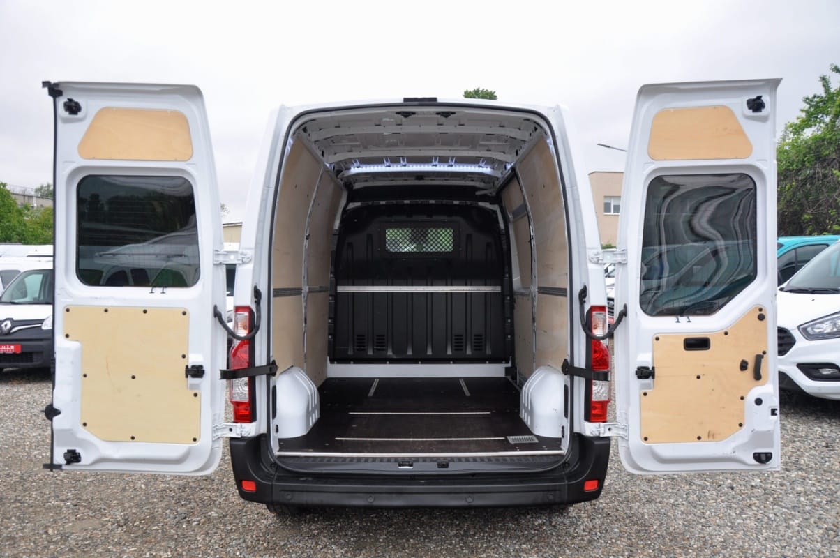 Renault Master L2H2 Van - 2018 - Levis Automobile